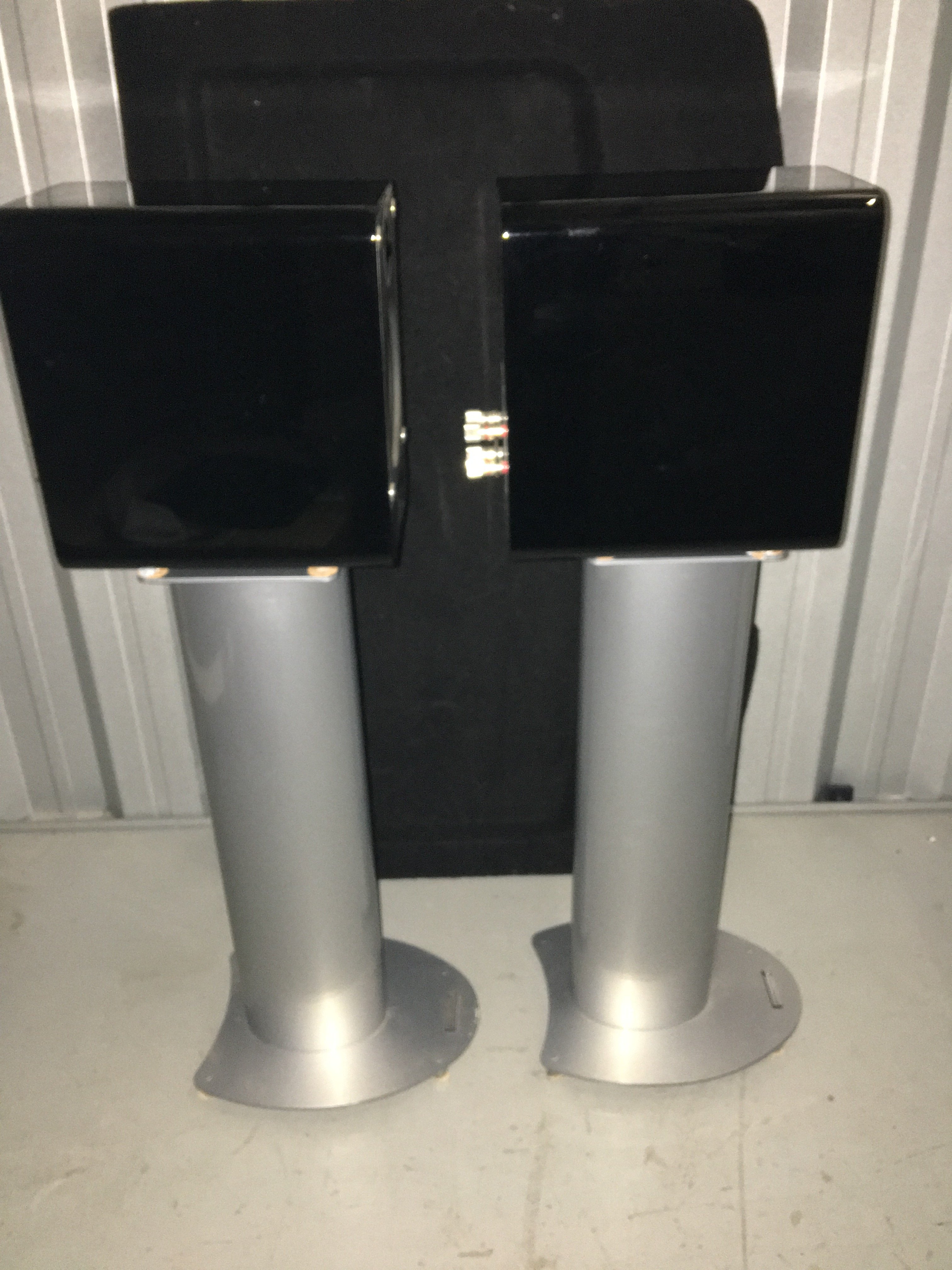 SOLD: FS VIC: Q Acoustics Concept 20 Stand Mount Speakers with ...