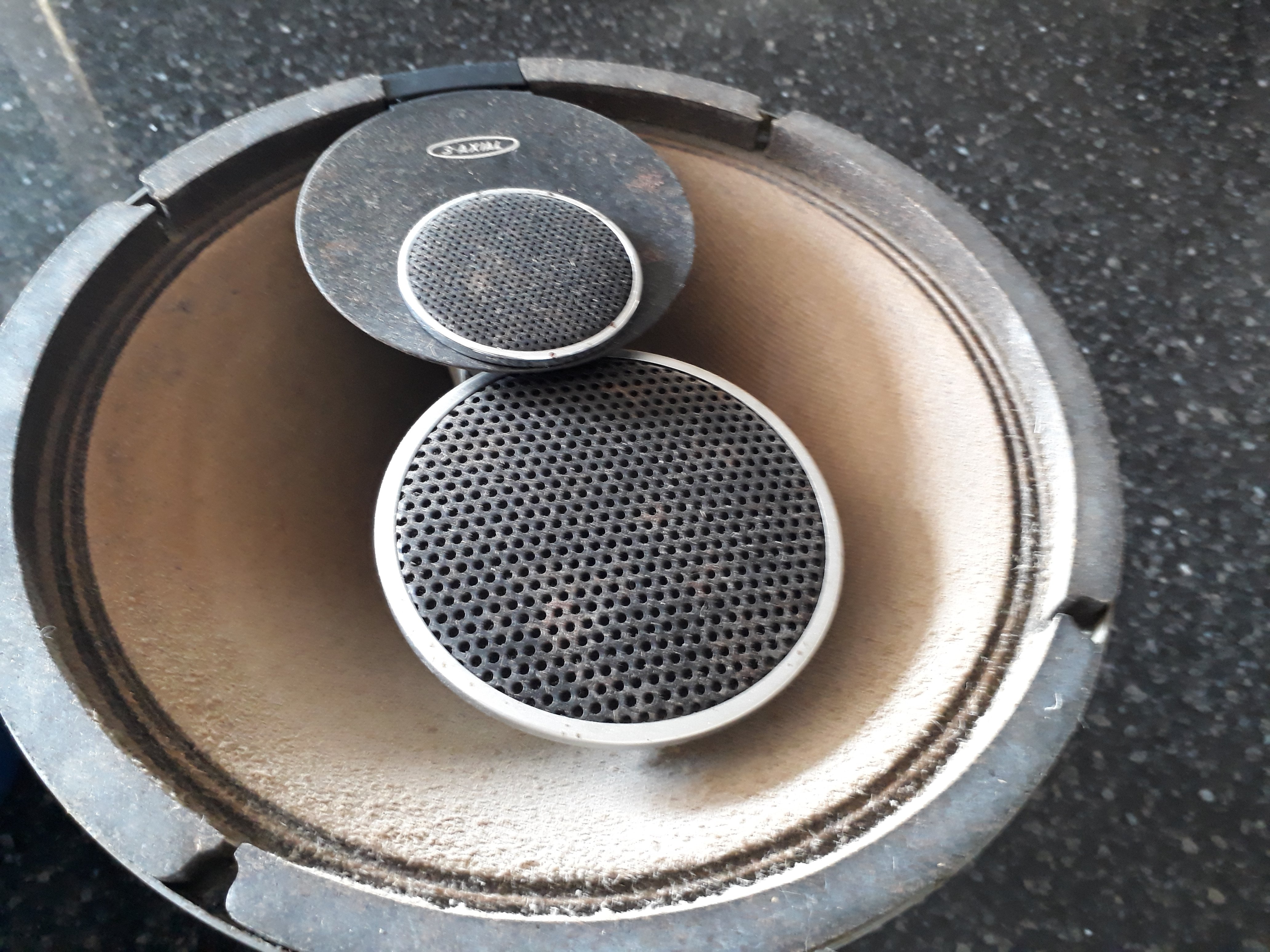 FS: VINTAGE 16 OHM TRIAXIAL SPEAKERS IN CABINETS - Stereo, Home Cinema ...