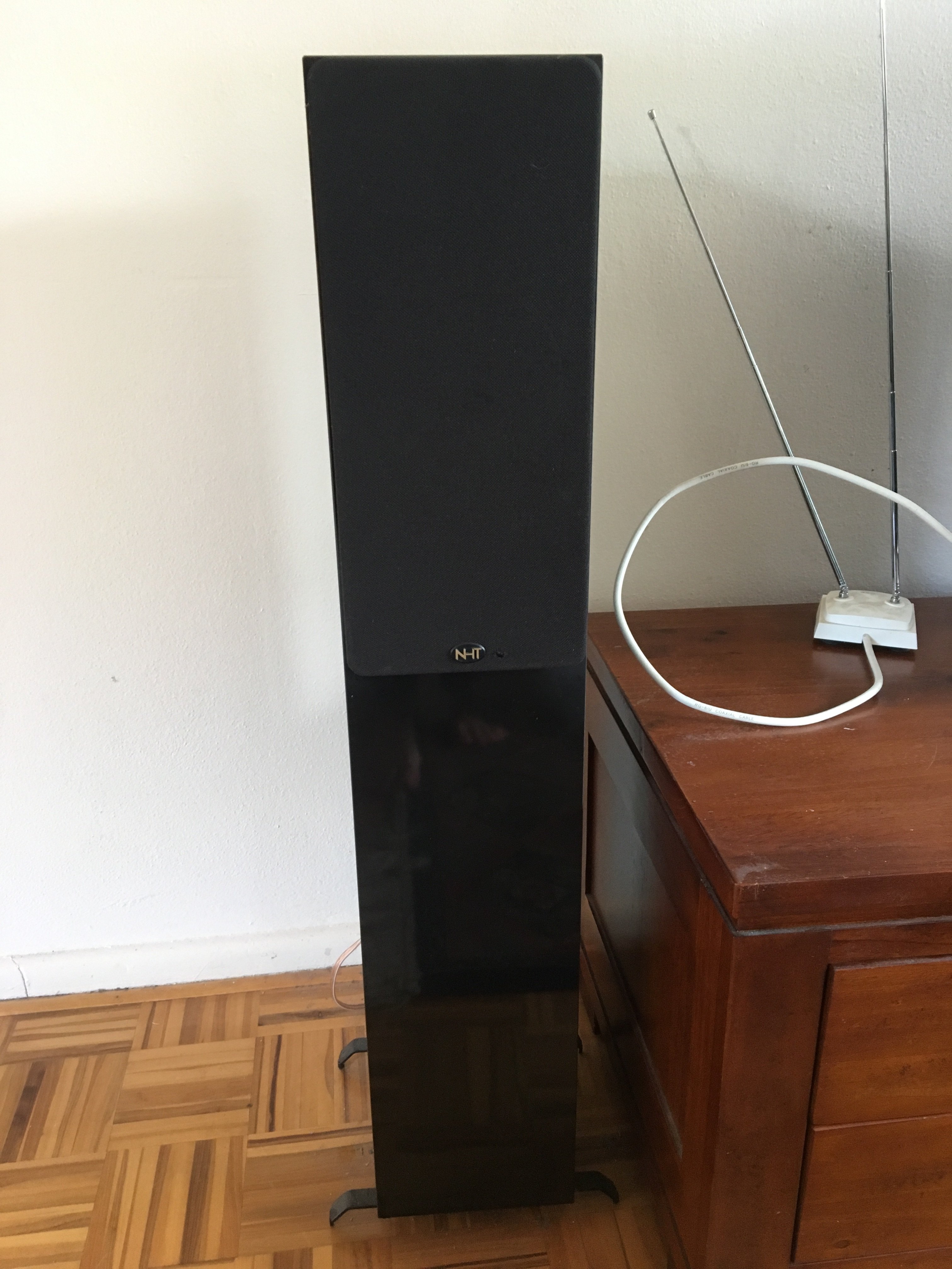 FS: NHT SuperTwo Floorstanding Speakers |﻿ Stereo, Home Cinema ...