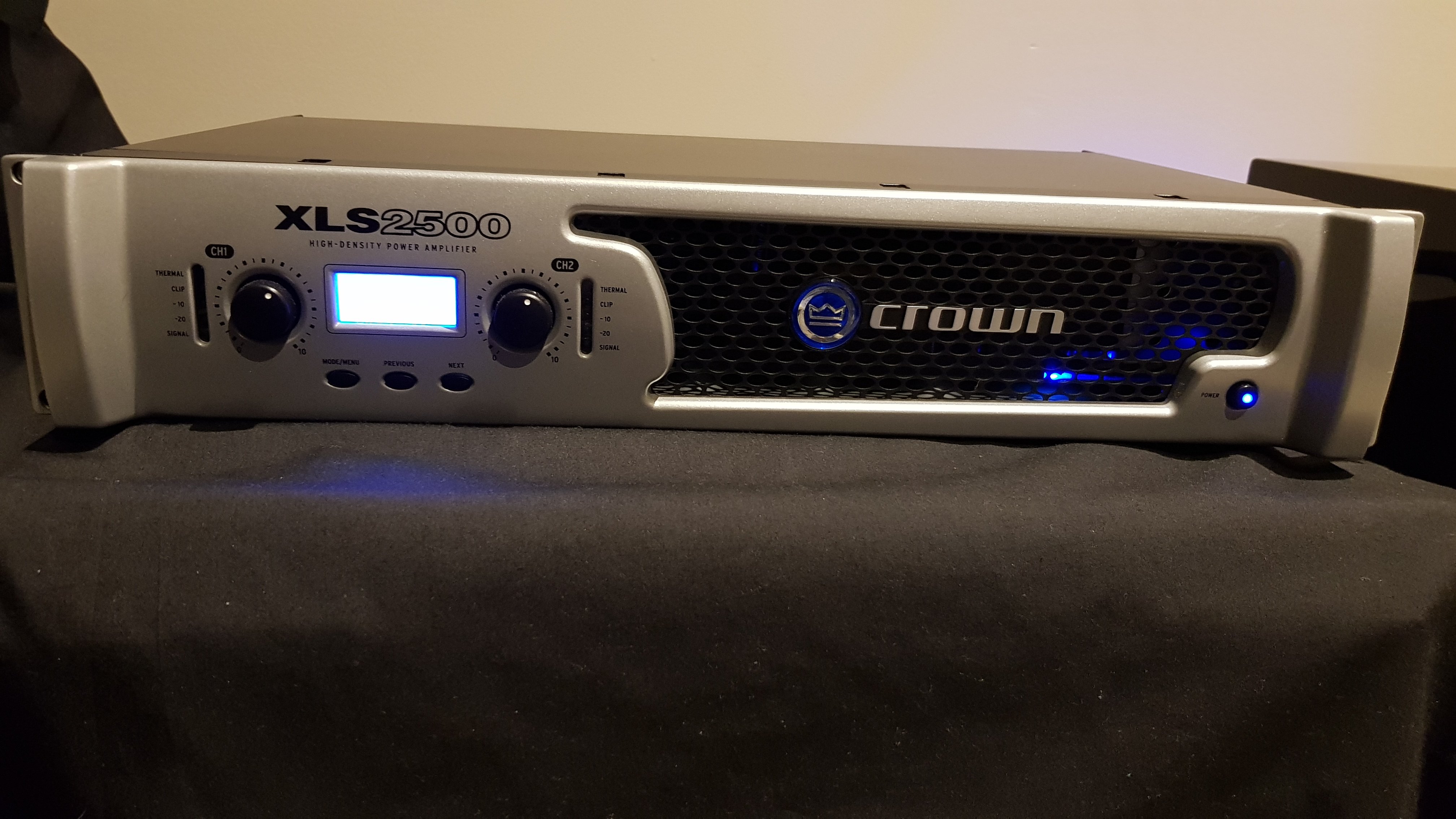 SOLD: SOLD: FS: CROWN AUDIO XLS 2500 PROFESSIONAL POWER AMPLIFIER ...