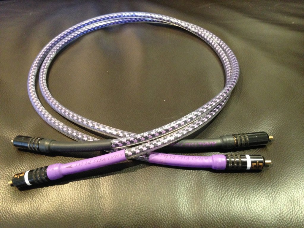 SOLD: Analysis Plus Solo Crystal Interconnect with locking RCA - 1m ...