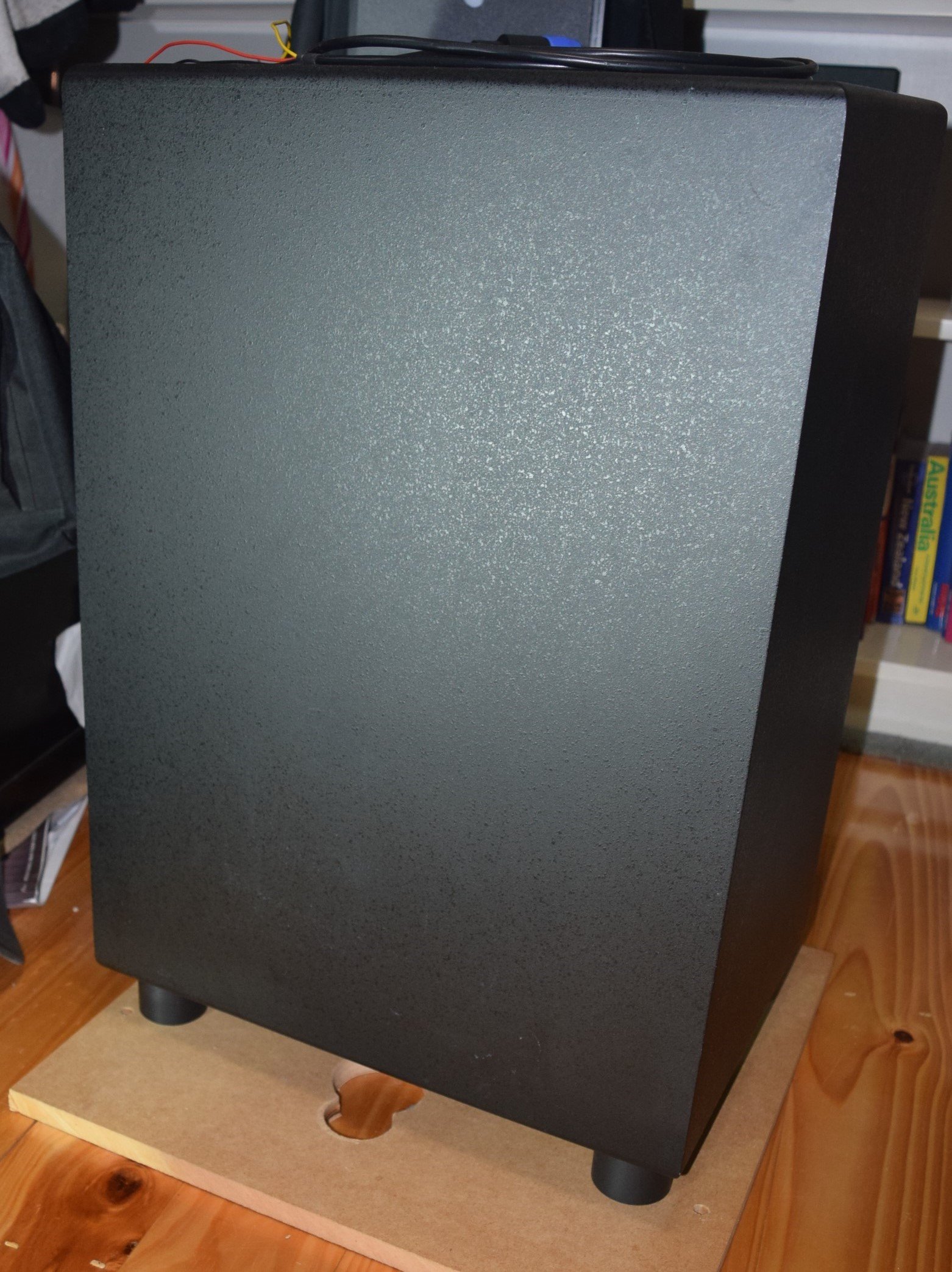 FS: REL Storm III - Stereo, Home Cinema, Headphones Components - StereoNET