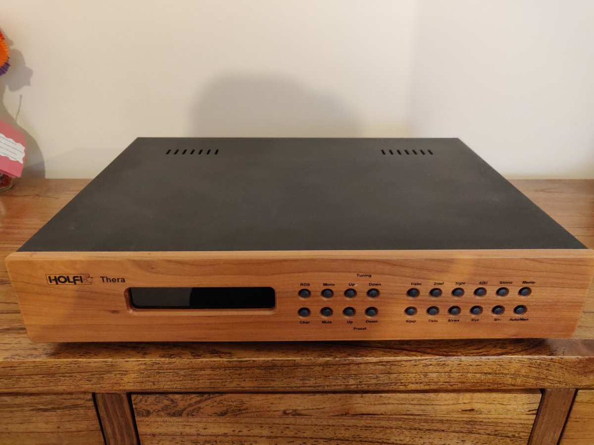 SOLD: FS: Holfi Integra 8 integrated amplifier, Xara DC CD player ...