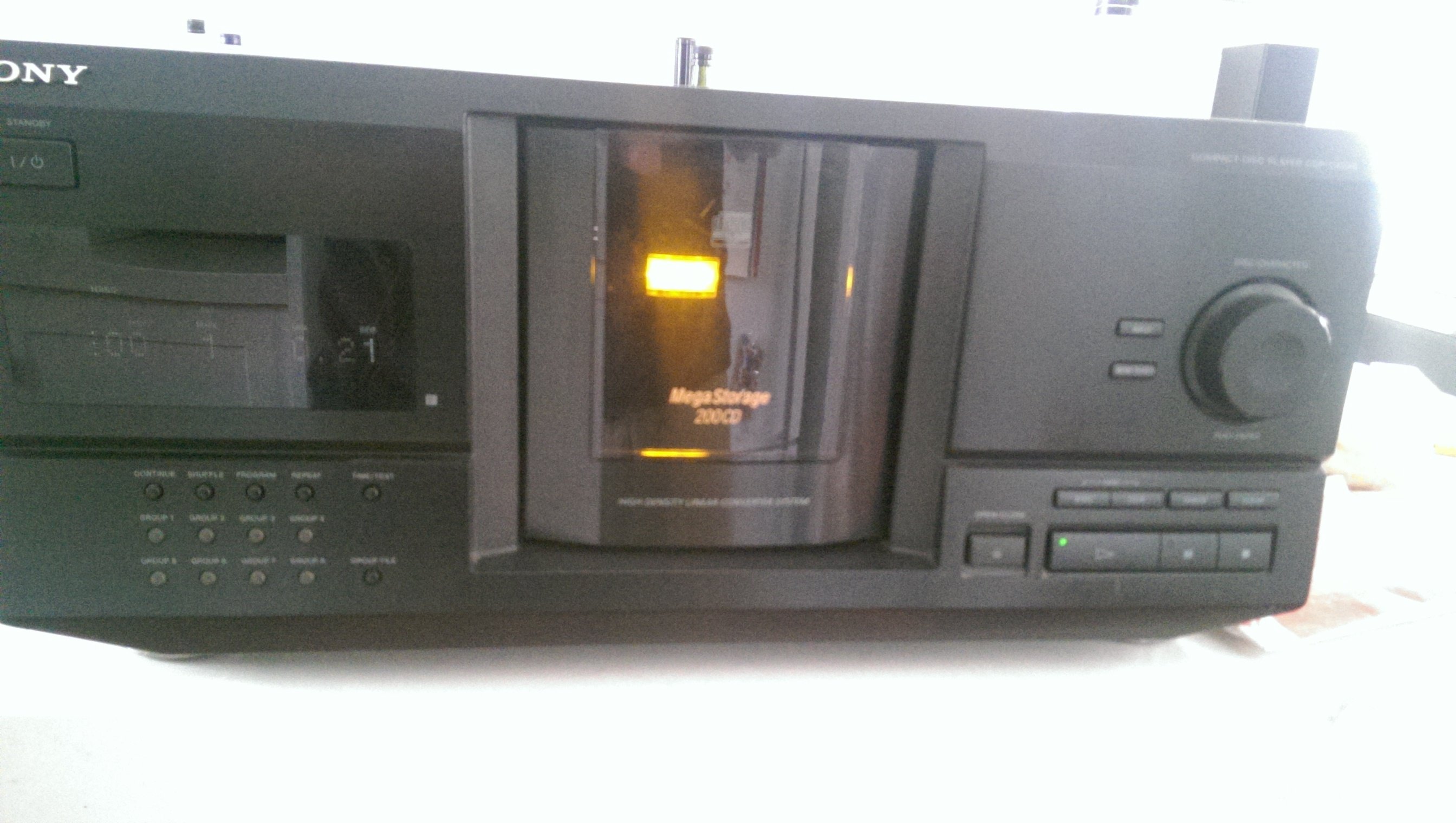 Sony CDP-CX220 - 200 Disc CD Changer - FREE!! |﻿ Pay it Forward | Giveaways