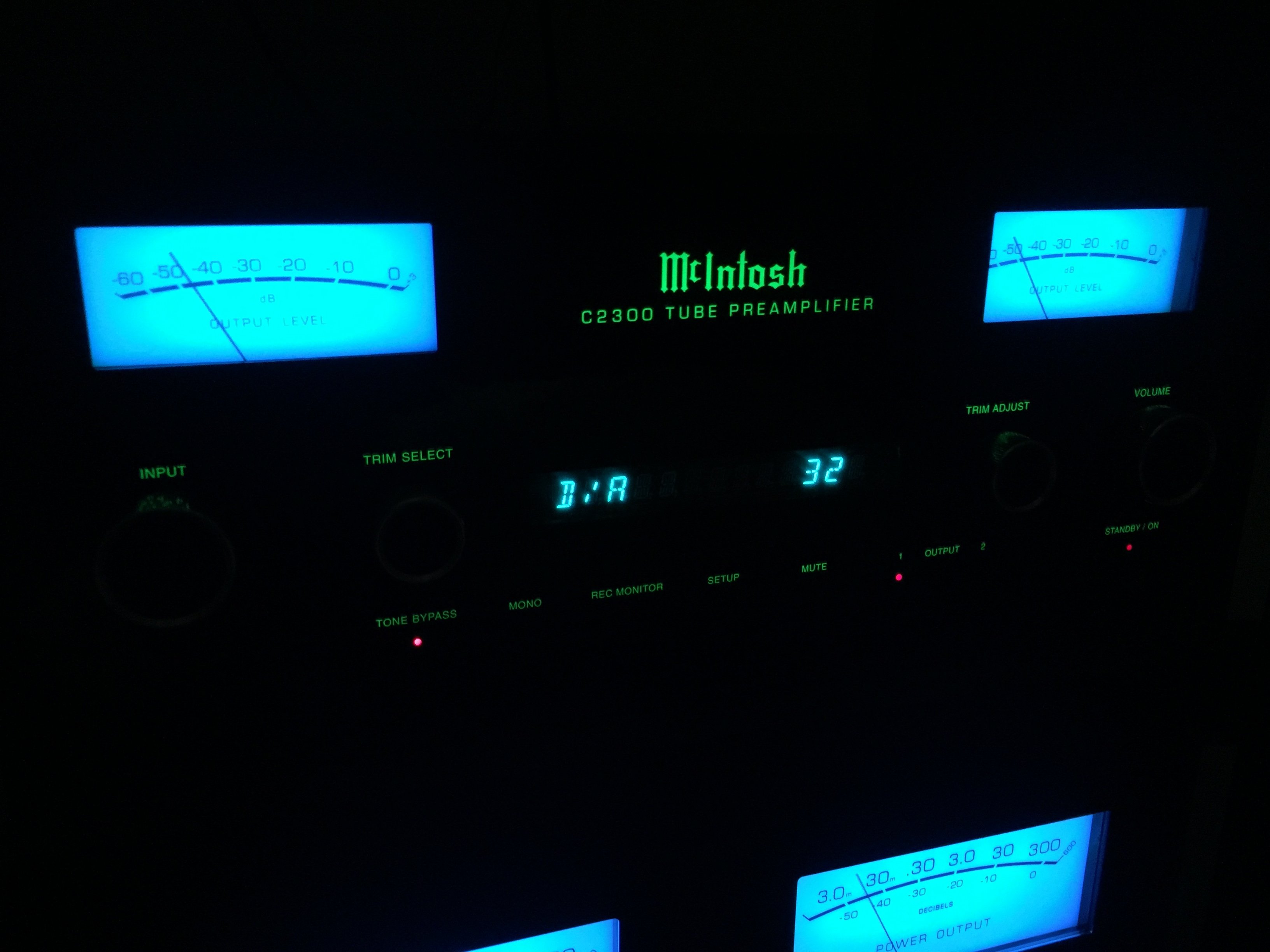 SOLD: FS: McIntosh C2300 Valve Preamplifier (Canberra) - Stereo, Home ...