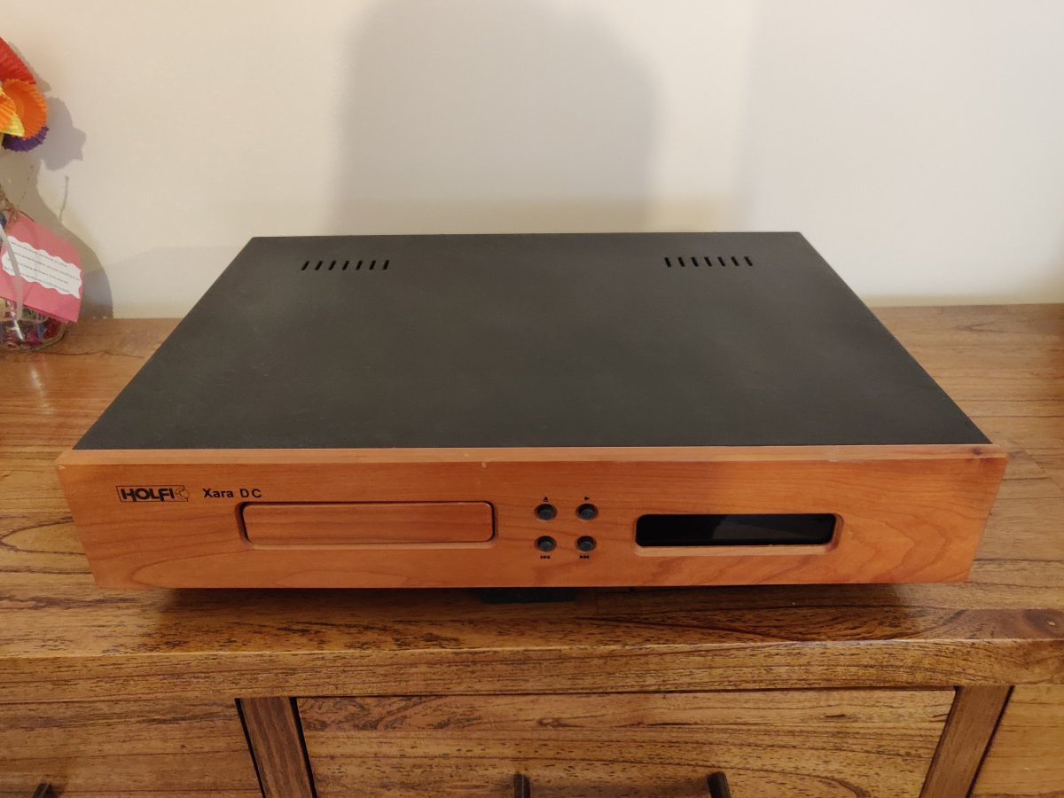 SOLD: FS: Holfi Integra 8 integrated amplifier, Xara DC CD player ...