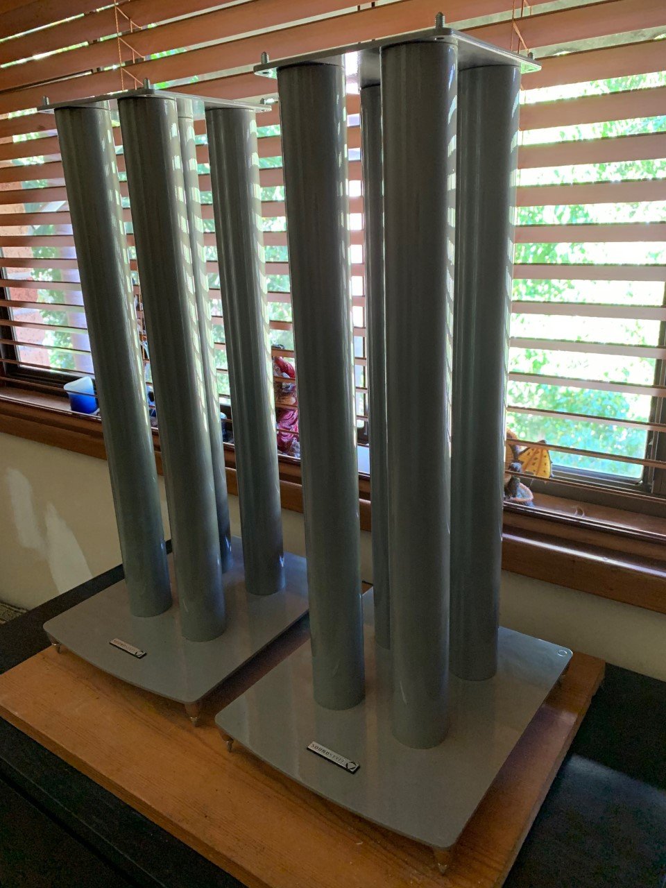 FS: Soundstyle 600 stands. - Stereo, Home Cinema, Headphones Components ...