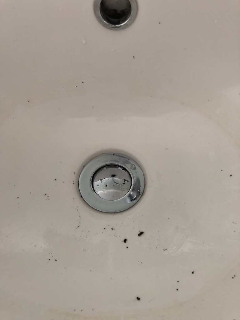 spring loaded basin plugs - General Chill Out Room - StereoNET