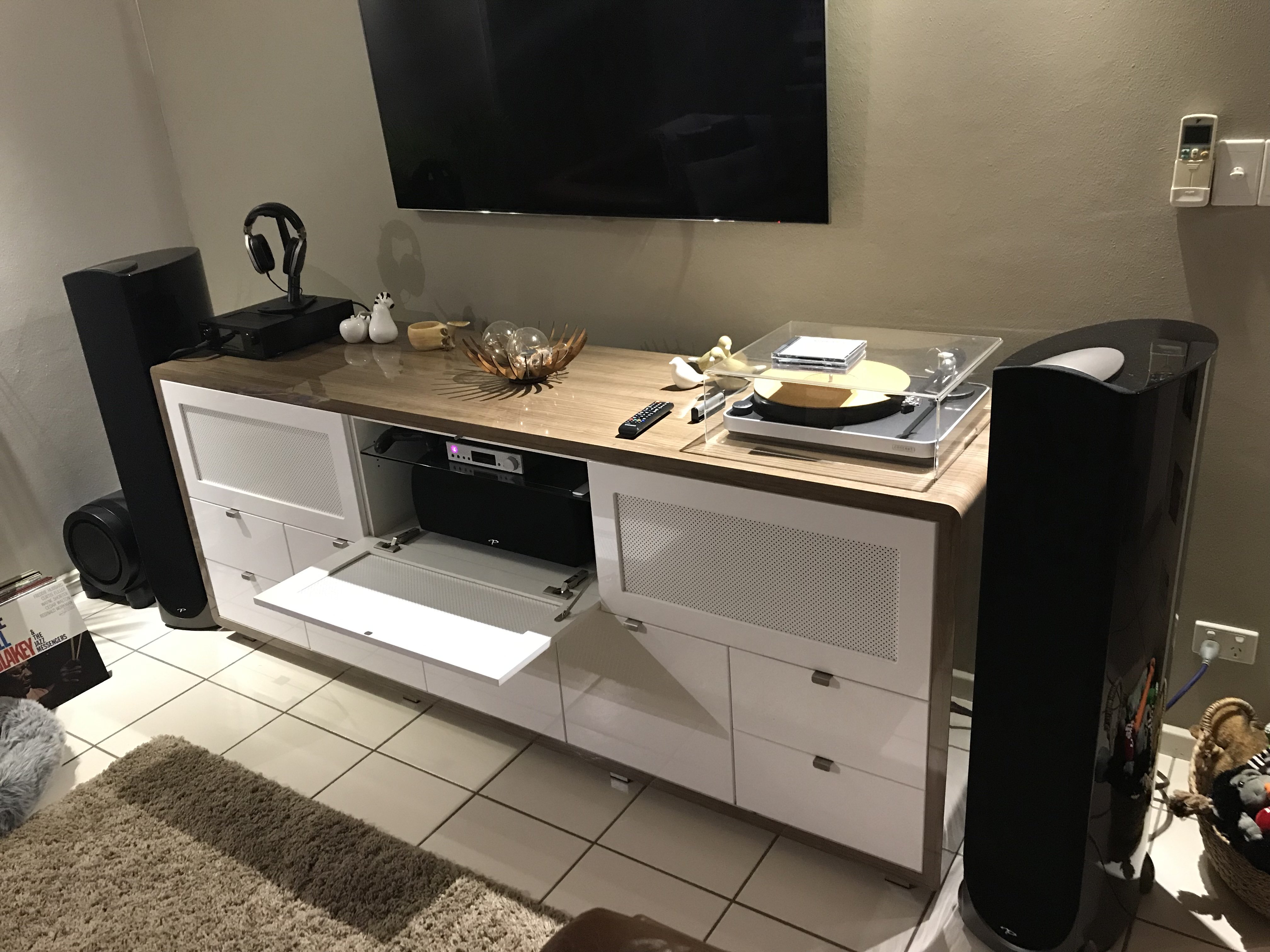 Paradigm Studio Series: The Long Road to Completing a Discontinued Set ...