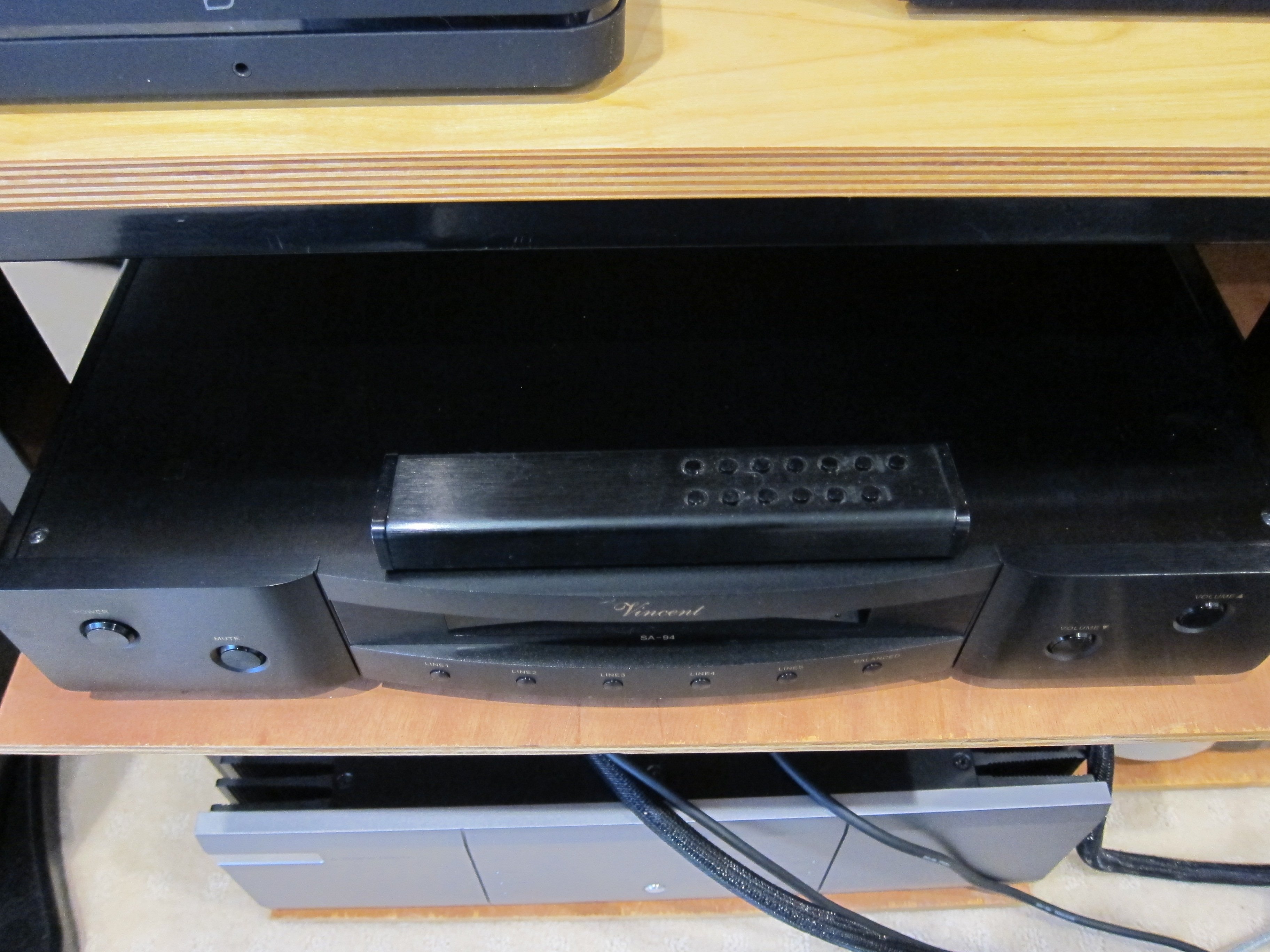 FS: VINCENT. SA94 PRE & SP994 POWER AMPS - Stereo, Home Cinema ...