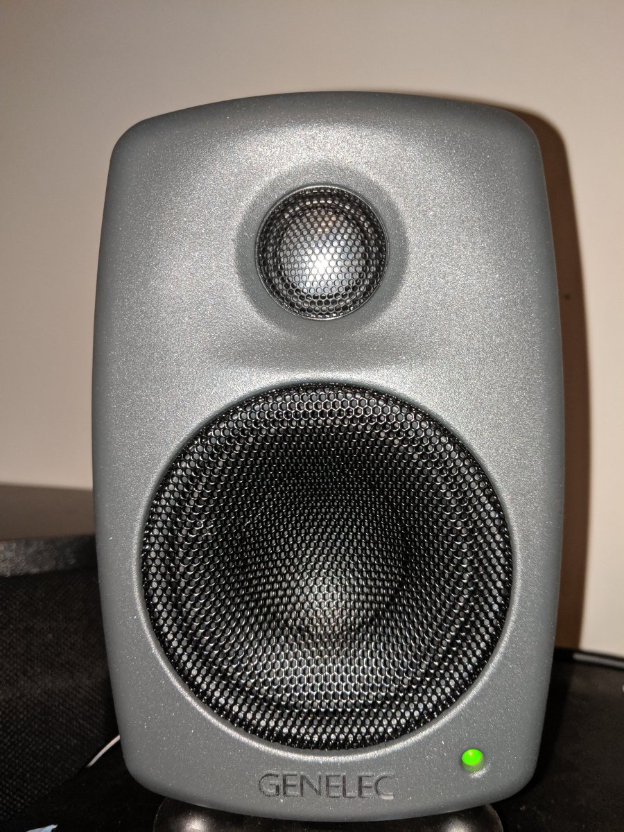 FS: price drop **Genelec 8000 series active 5.0 surround set |﻿ Hi-Fi ...
