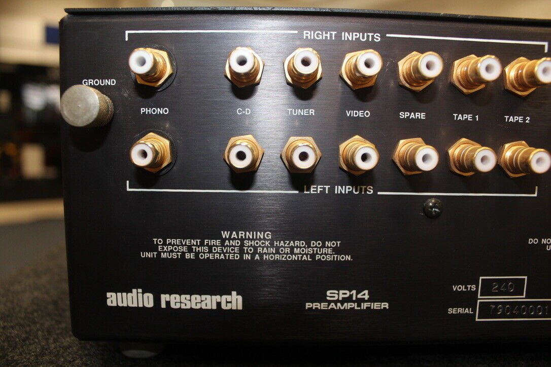 Audio Research SP14 Tube Preamp with Phono Stage in Excellent Condition ...