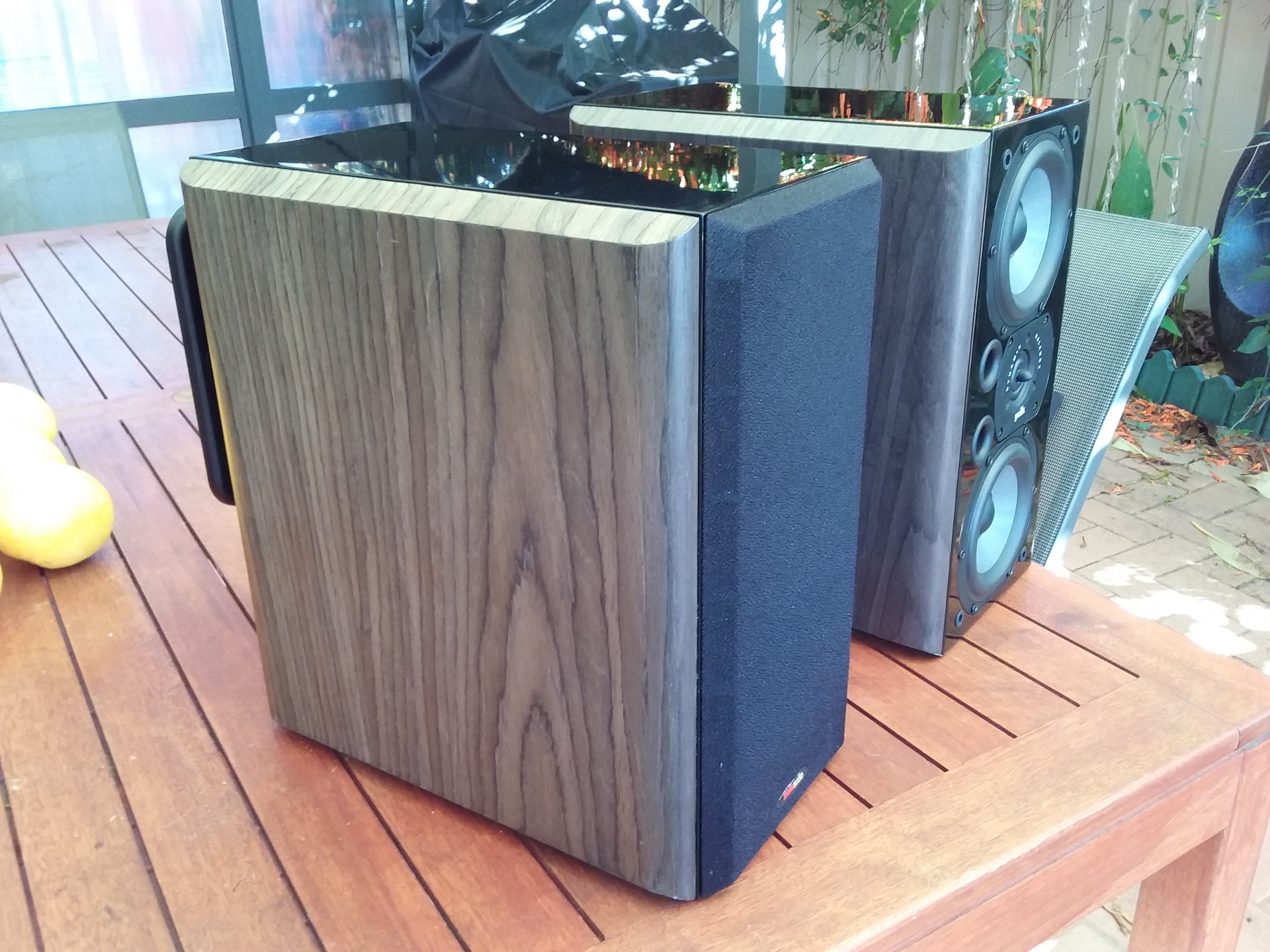 SOLD: FS: Polk Audio LSI9 Speakers - Stereo, Home Cinema, Headphones ...