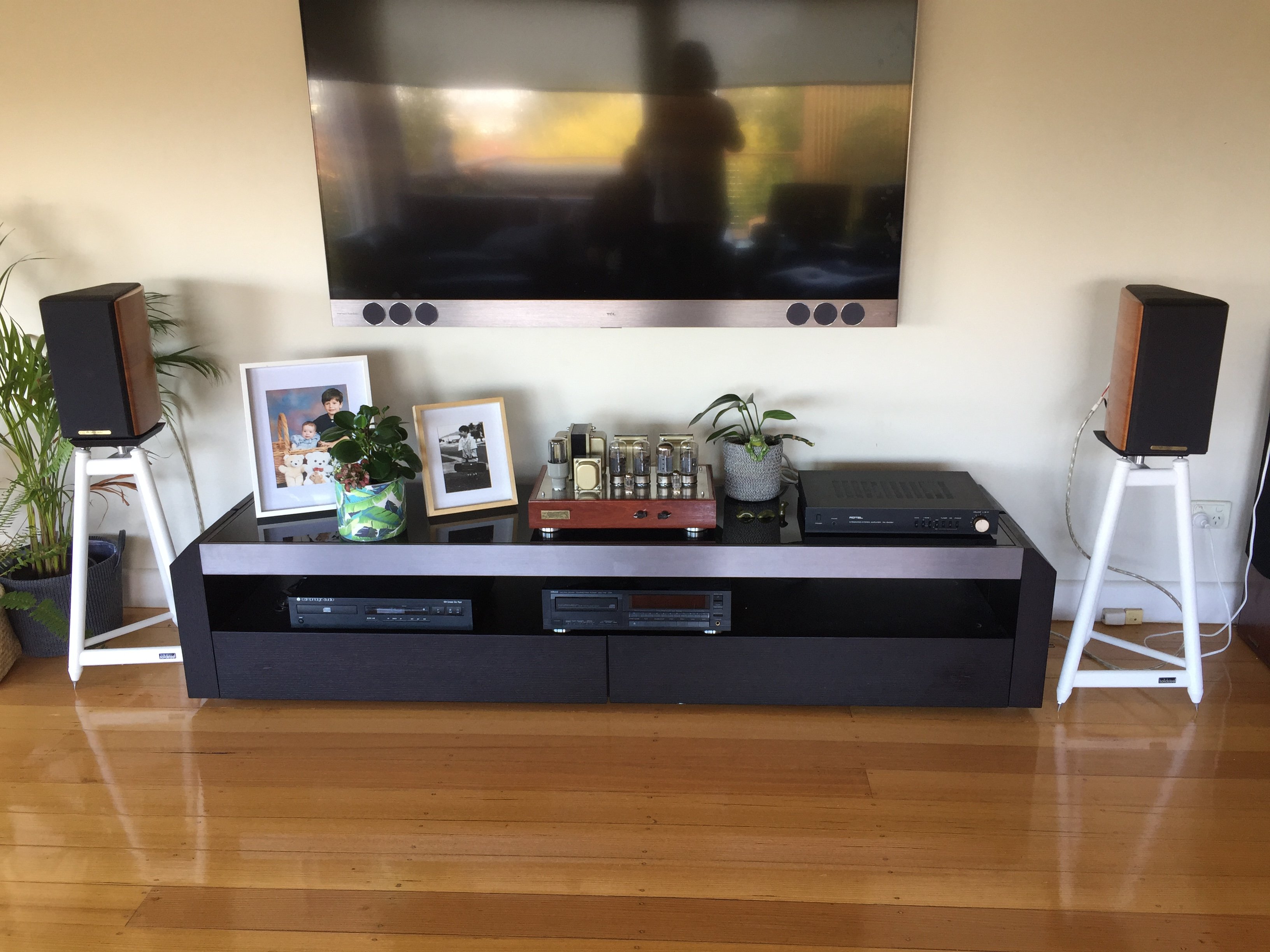 Price drop Rotel 840BX Integrated Amplifier/Sonus Faber Domus Speakers ...