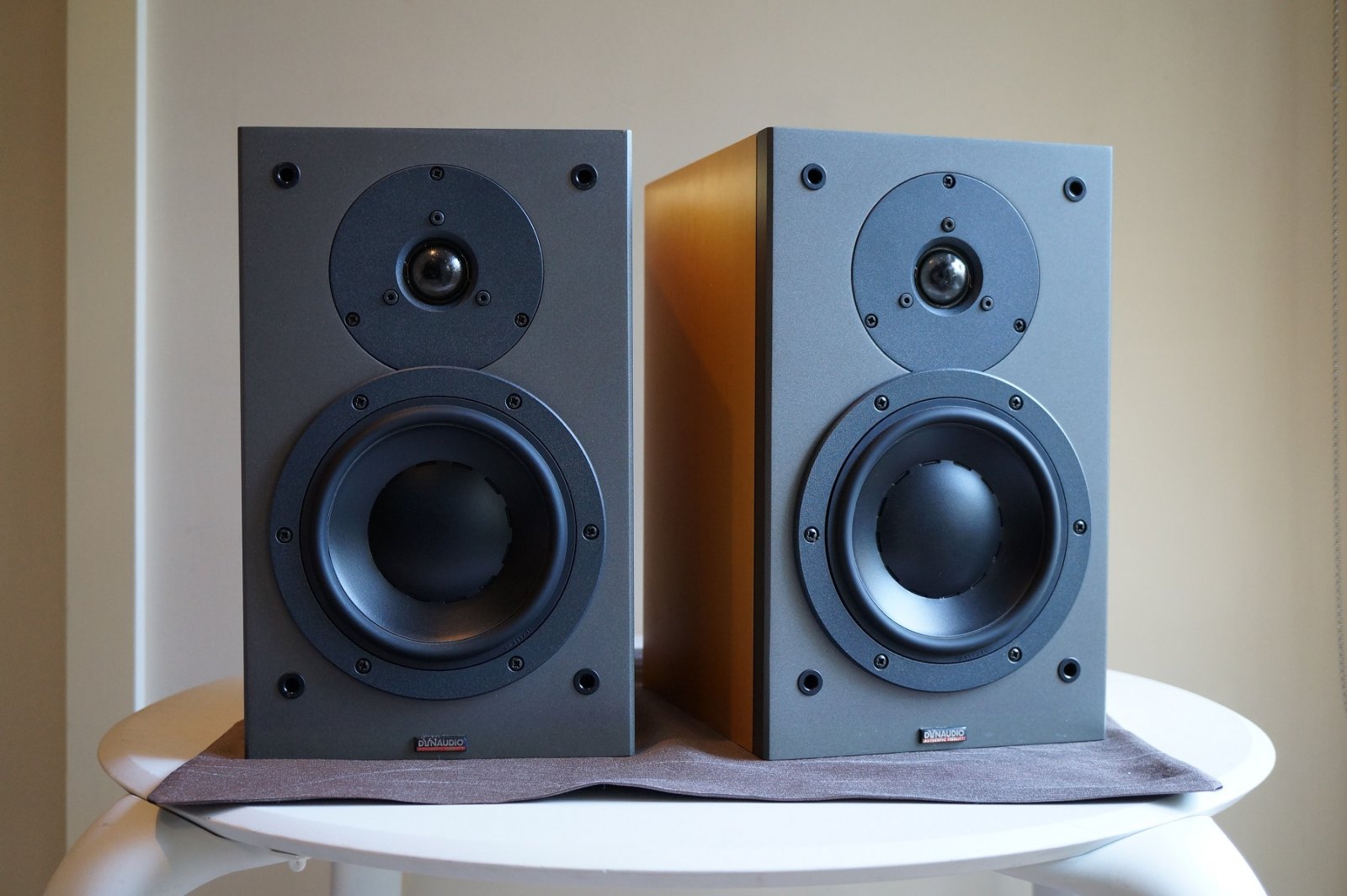 SOLD: FS: Dynaudio Audience 52SE Bookshelf speakers |﻿ Stereo, Home ...
