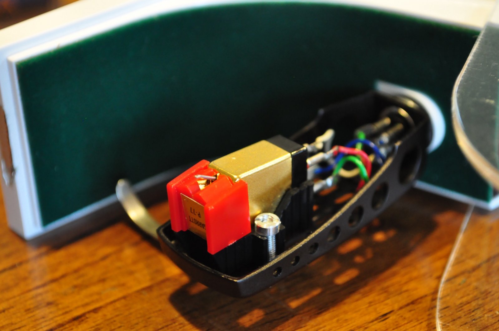 REDUCED!! GARROTT BROS. DYNAMIC COIL CARTRIDGE & P77 STYLUS...NEW OLD ...