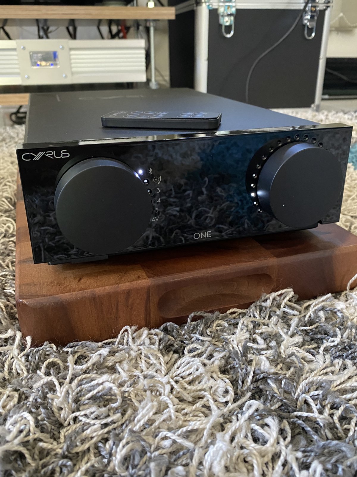 SOLD: CYRUS ONE Integrated Amplifier - Stereo, Home Cinema, Headphones ...