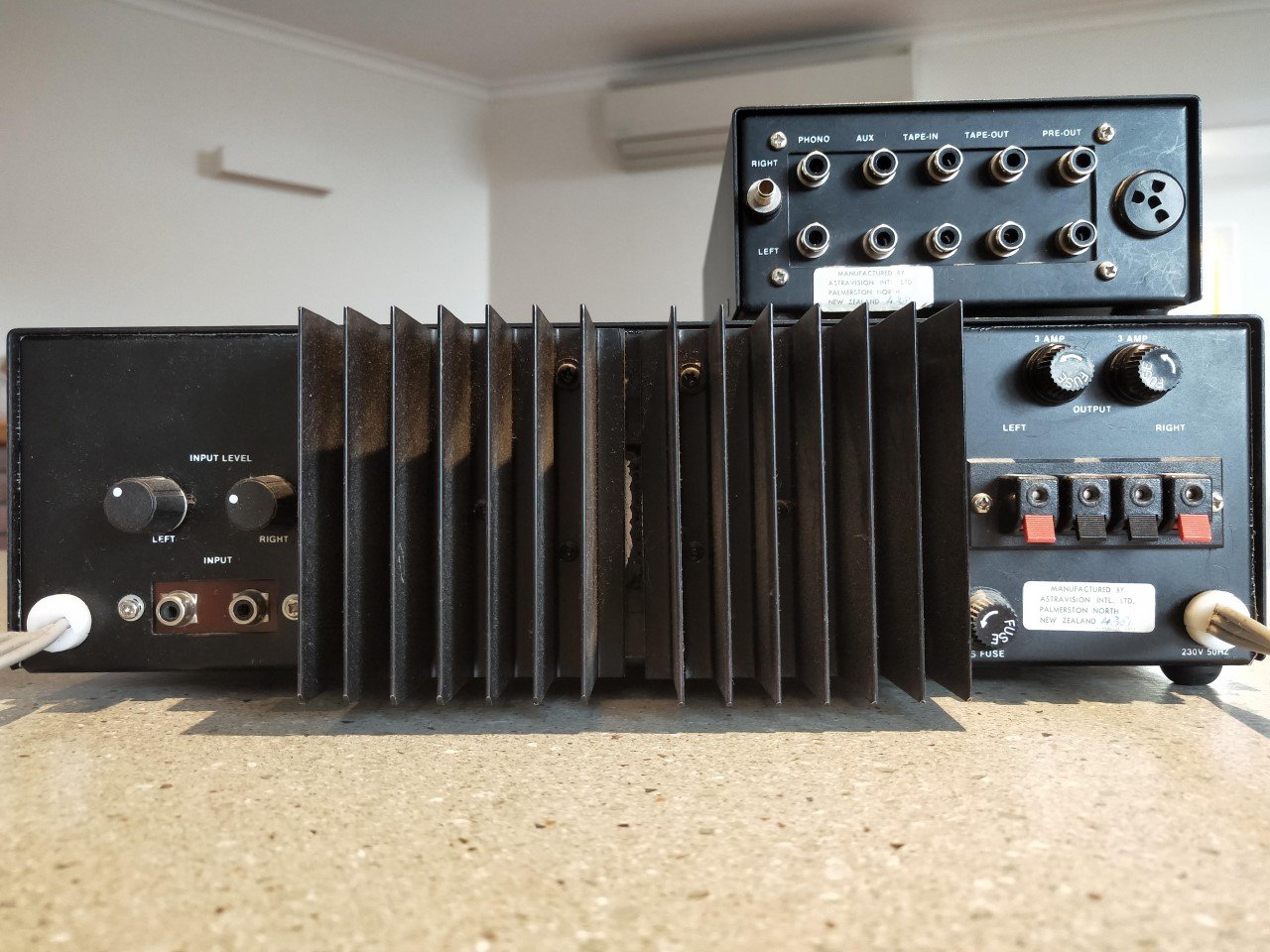 Plinius II & III Pre and Power Amplifier - Stereo, Home Cinema ...