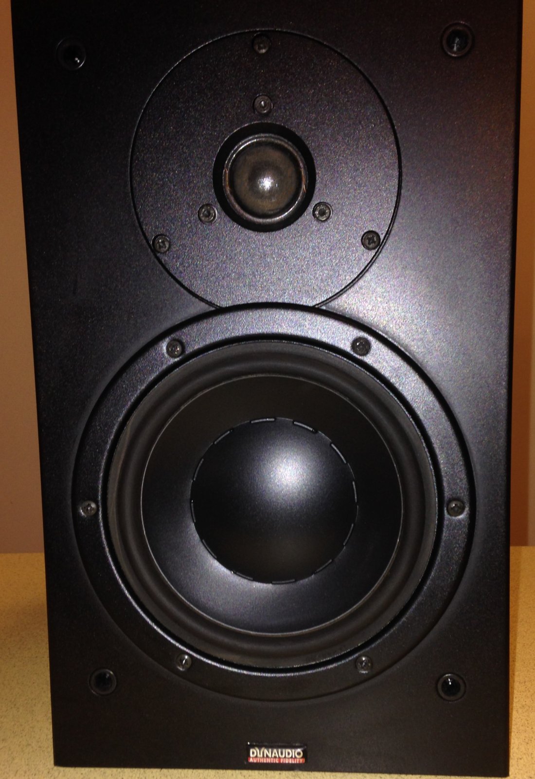 FS: Dynaudio Audience 52 - Stereo, Home Cinema, Headphones Components ...