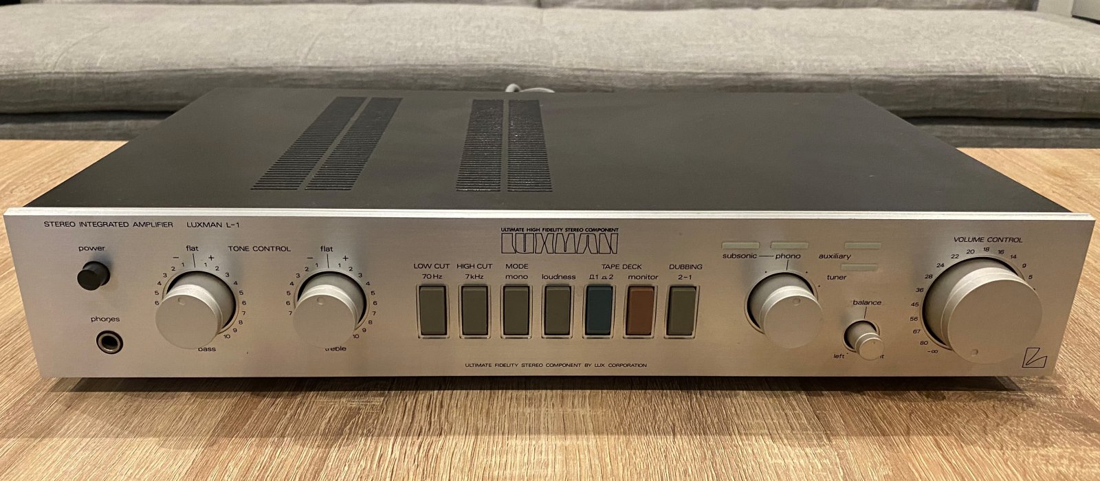 FS: Luxman L1 Integrated Amplifier - Stereo, Home Cinema, Headphones Components - StereoNET