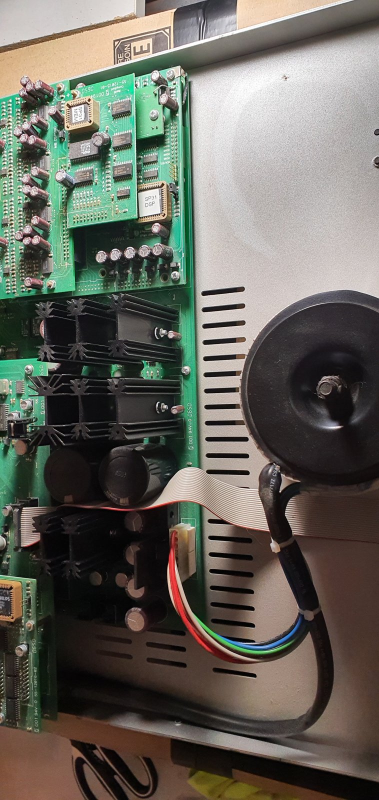 Primare SP31 inside internals - Schematics and Lids Lifted - StereoNET