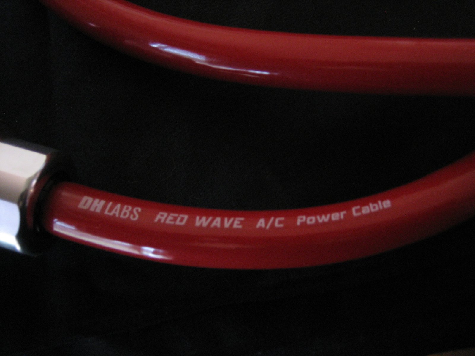 SOLD: FS: DH Labs Red Wave AC Power Cable 1 Metre AU Plug |﻿ Stereo ...