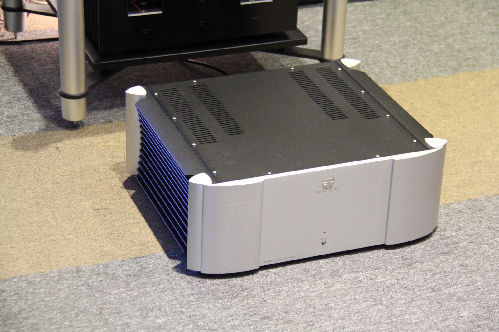 FS: Moon W7 RS Power Amplifier - Commercial Classifieds - StereoNET