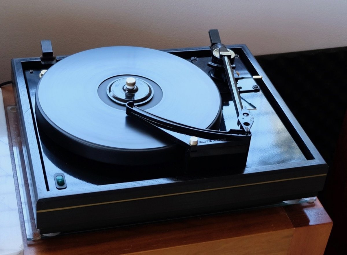SOLD: Townshend Elite Rock Turntable, Plinth and lid.1984 |﻿ Stereo ...