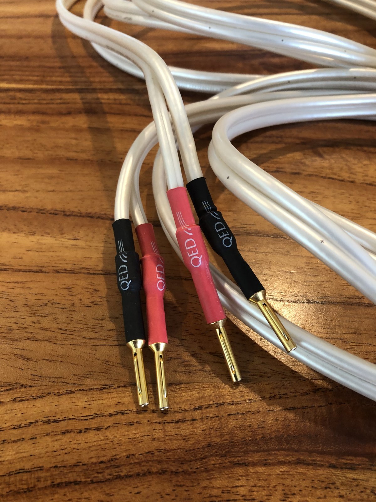 SOLD: FS: QED XT40 3m Pair - Factory Terminated w/banana plugs - Stereo ...