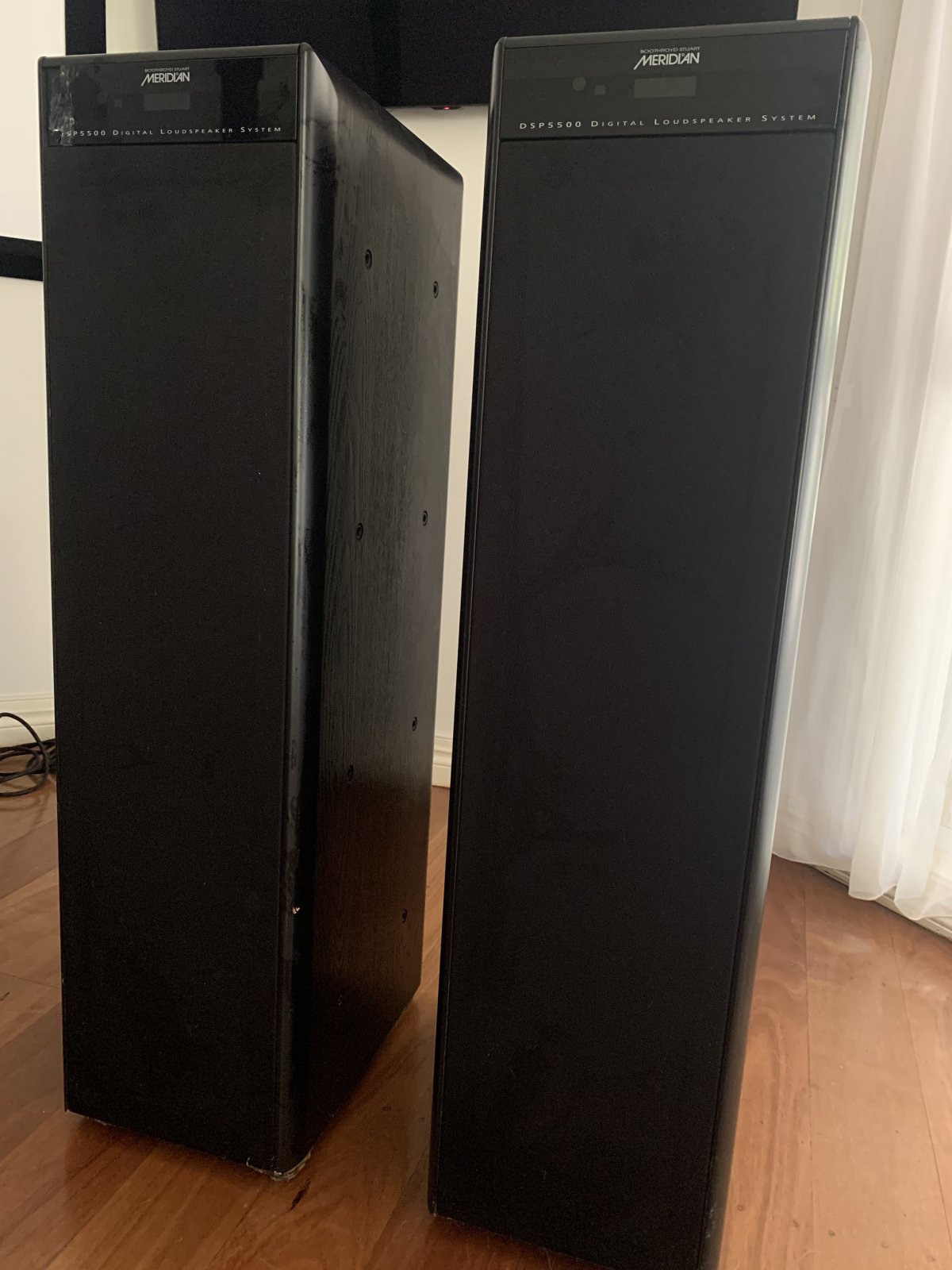 Meridian DSP5500 Floor Speakers - Stereo, Home Cinema, Headphones ...