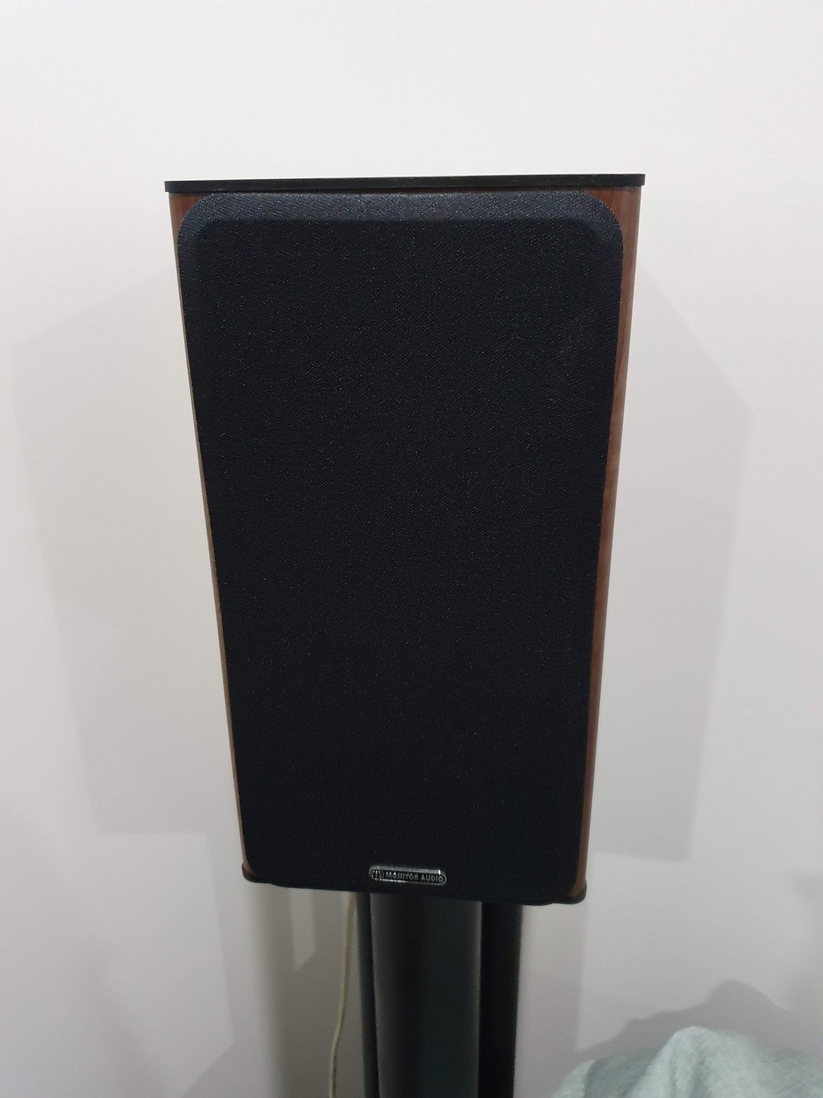 Bulk Lot NAD C372 Integrated Amplifier, B&W DM602 S2, Audio Monitor ...