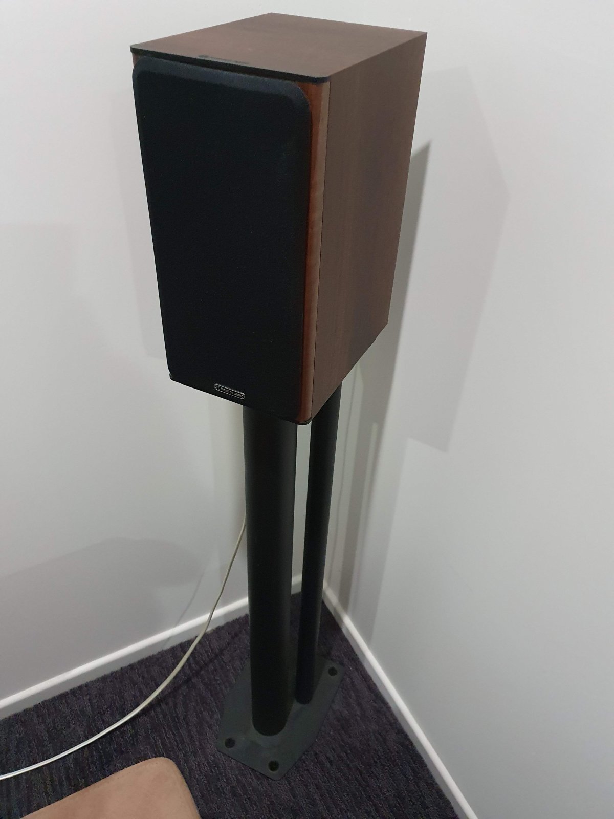 Bulk Lot NAD C372 Integrated Amplifier, B&W DM602 S2, Audio Monitor ...