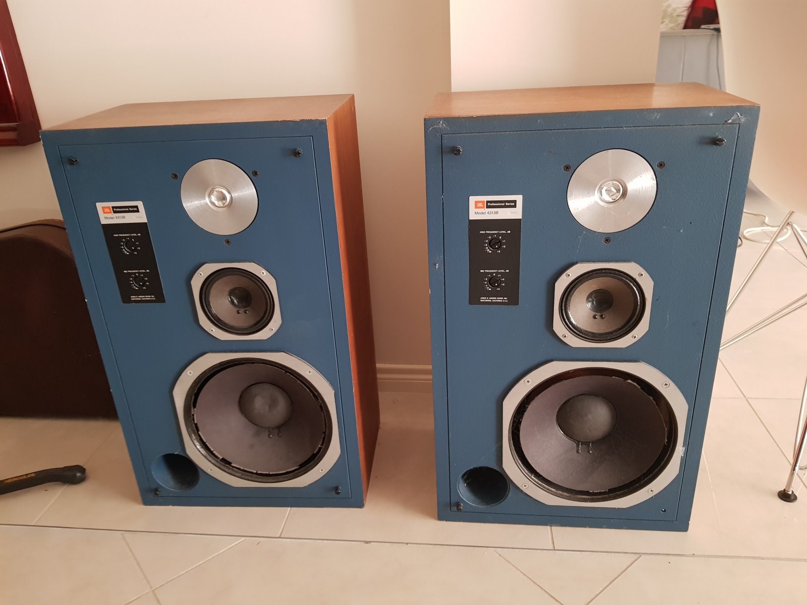 SOLD: FS: JBL 4313B Speaker Pair (REPAIR NEEDED) |﻿ Stereo, Home Cinema, Headphones Components