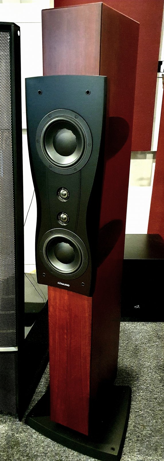 SOLD: Dynaudio C2 Platinum Tower Speakers - Commercial Classifieds ...