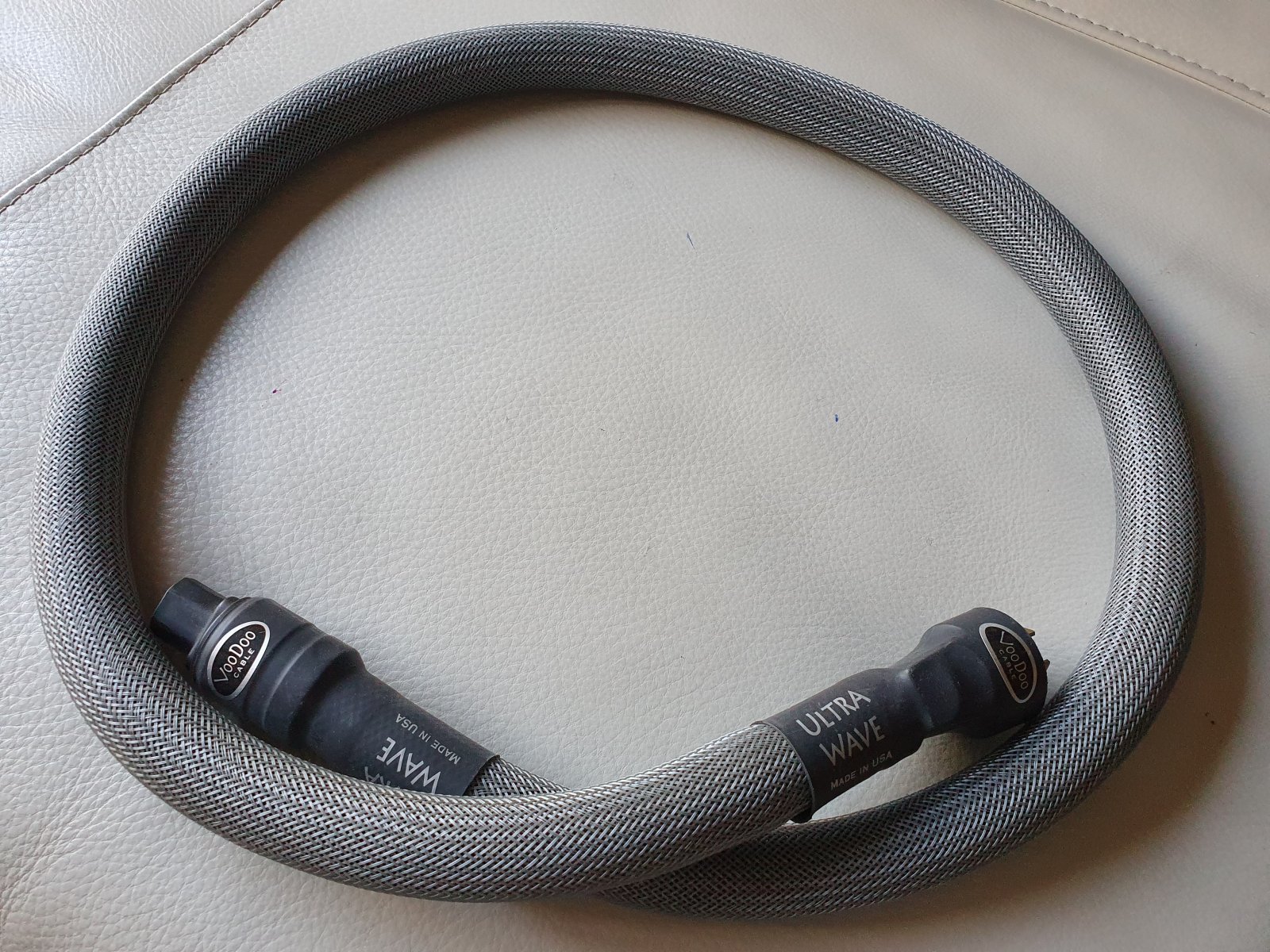 SOLD: FS: Voodoo UltraWave 1.5m power cable |﻿ Stereo, Home Cinema, Headphones Components