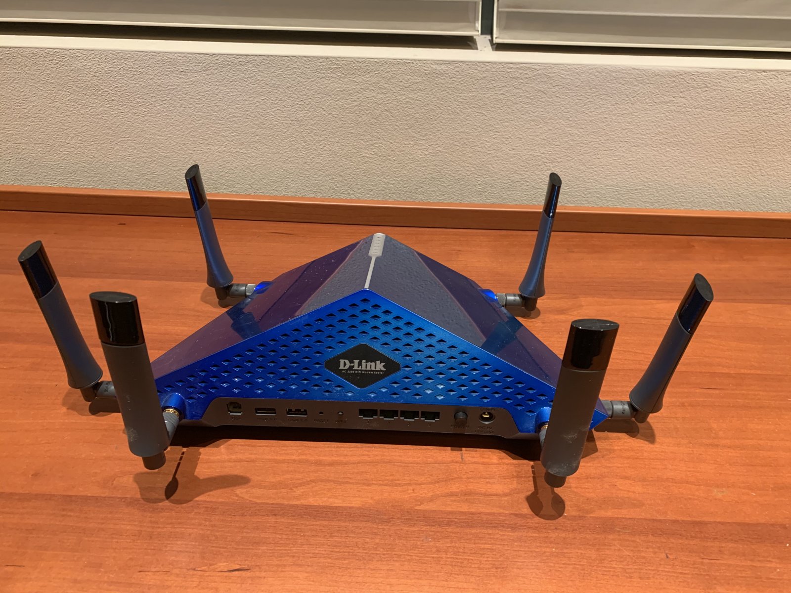 FS: D-Link Taipan AC3200 Ultra wifi modem router - Classifieds - All ...