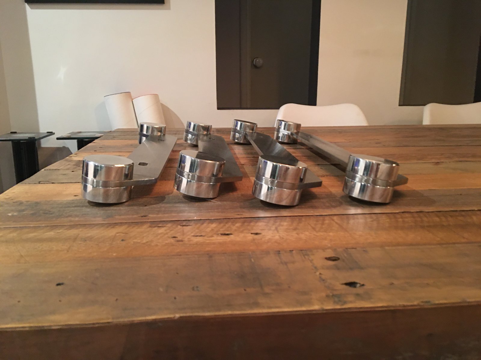 FS: Speaker Outriggers JBL’s or Floor Stander - Stereo, Home Cinema ...