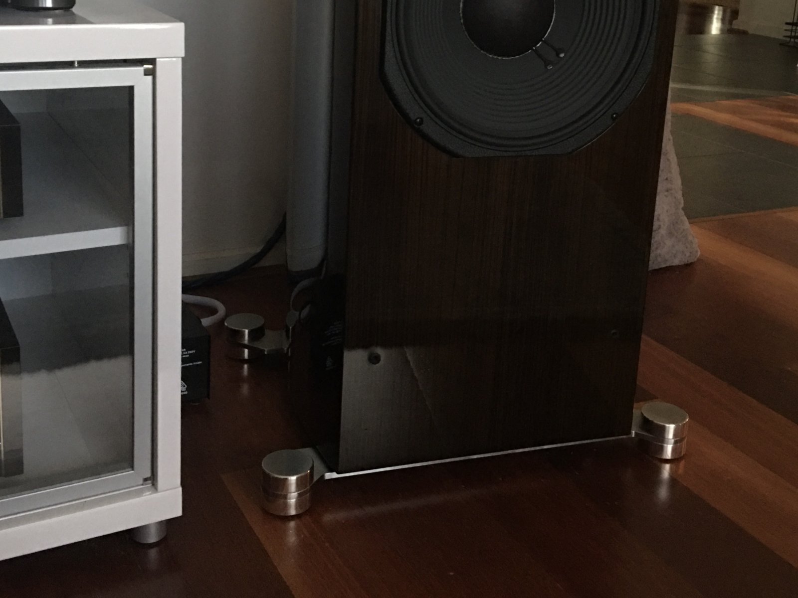 FS: Speaker Outriggers JBL’s or Floor Stander - Stereo, Home Cinema ...