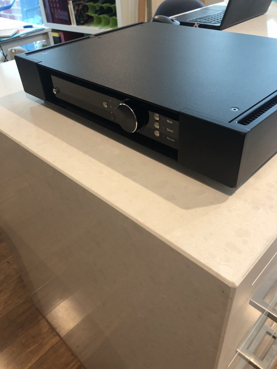 FS: Rega Elicit-R - Stereo, Home Cinema, Headphones Components - StereoNET