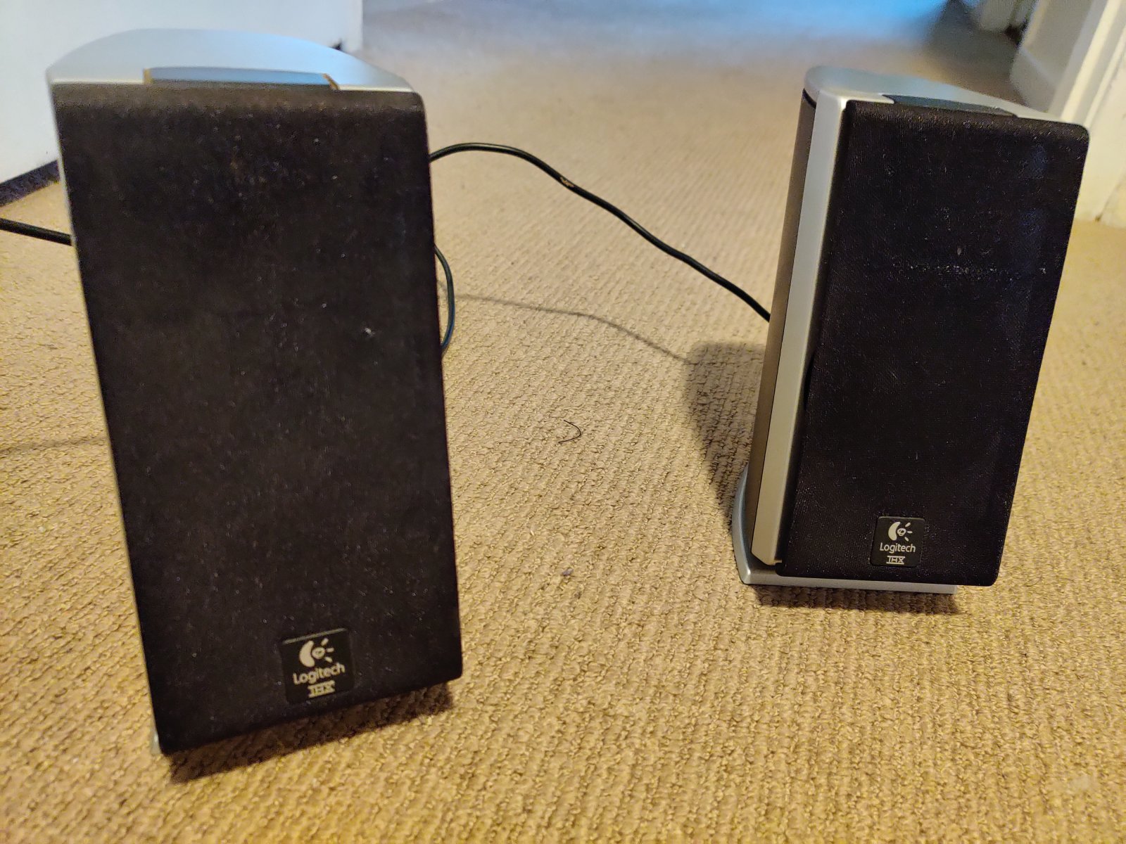 FS: Logitech Z-2300 THX 2.1 - Hi-Fi and Cinema Cables & Accessories ...