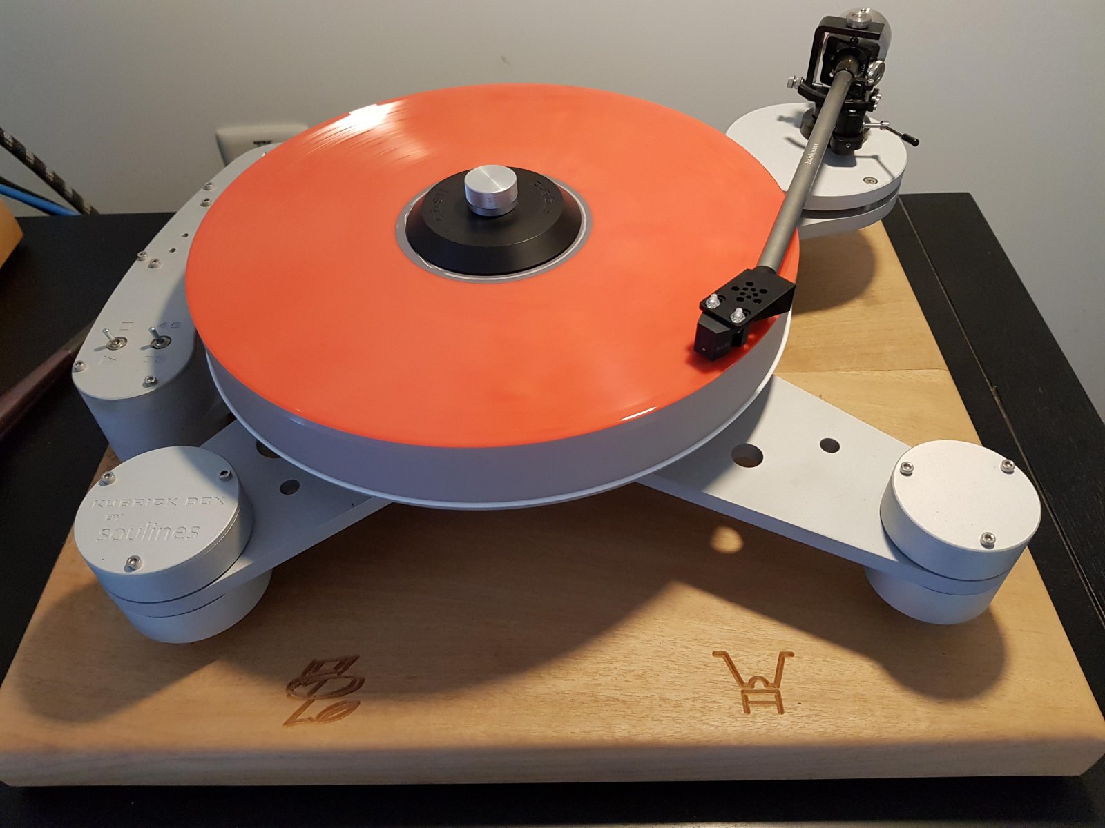 Record puck recommendation - Turntables, Record Players & Vinyl - StereoNET