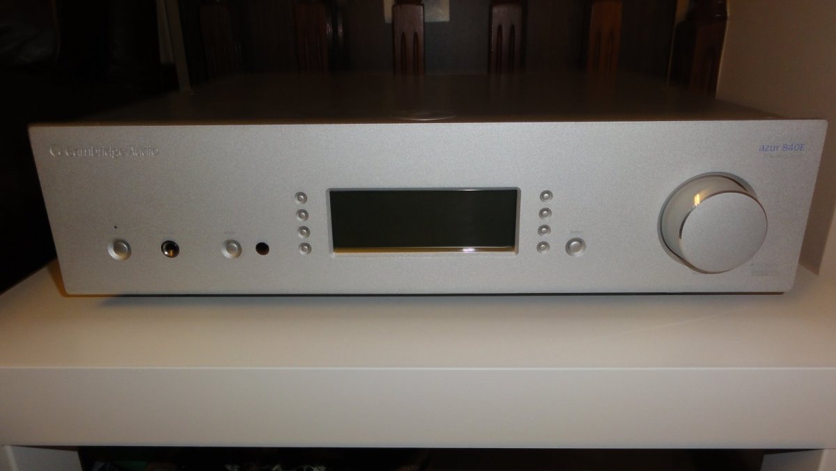 WITHDRAWN: FS: Cambridge Audio Azur 840E stereo preamplifier, (Perth ...
