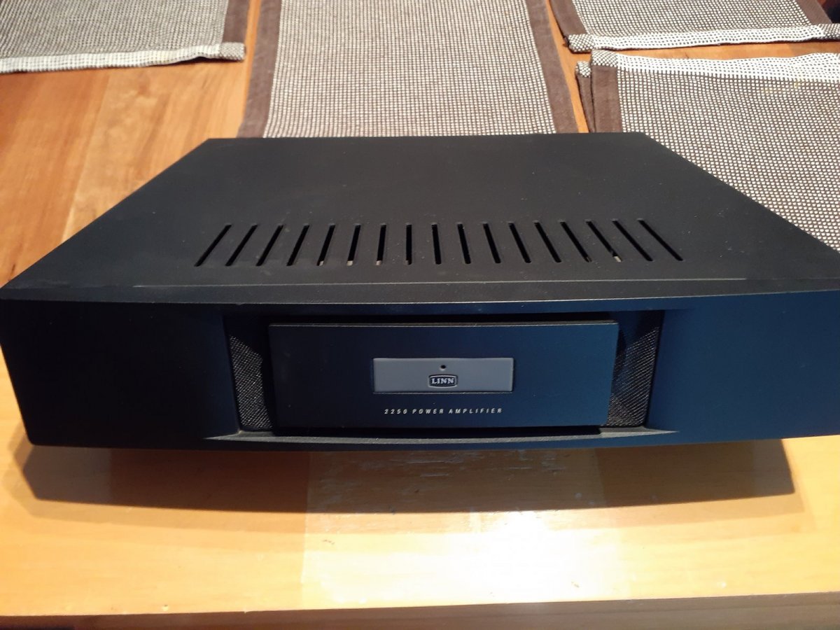 SOLD: SOLD: FS: Reduced: Linn 2250 stereo power amplifier + Aktiv ...