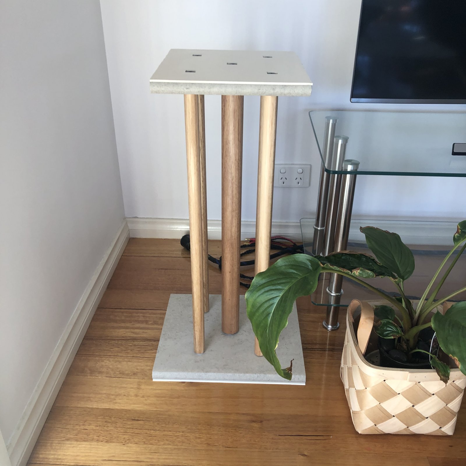 DIY Speaker Stands - DIY Audio Projects - StereoNET