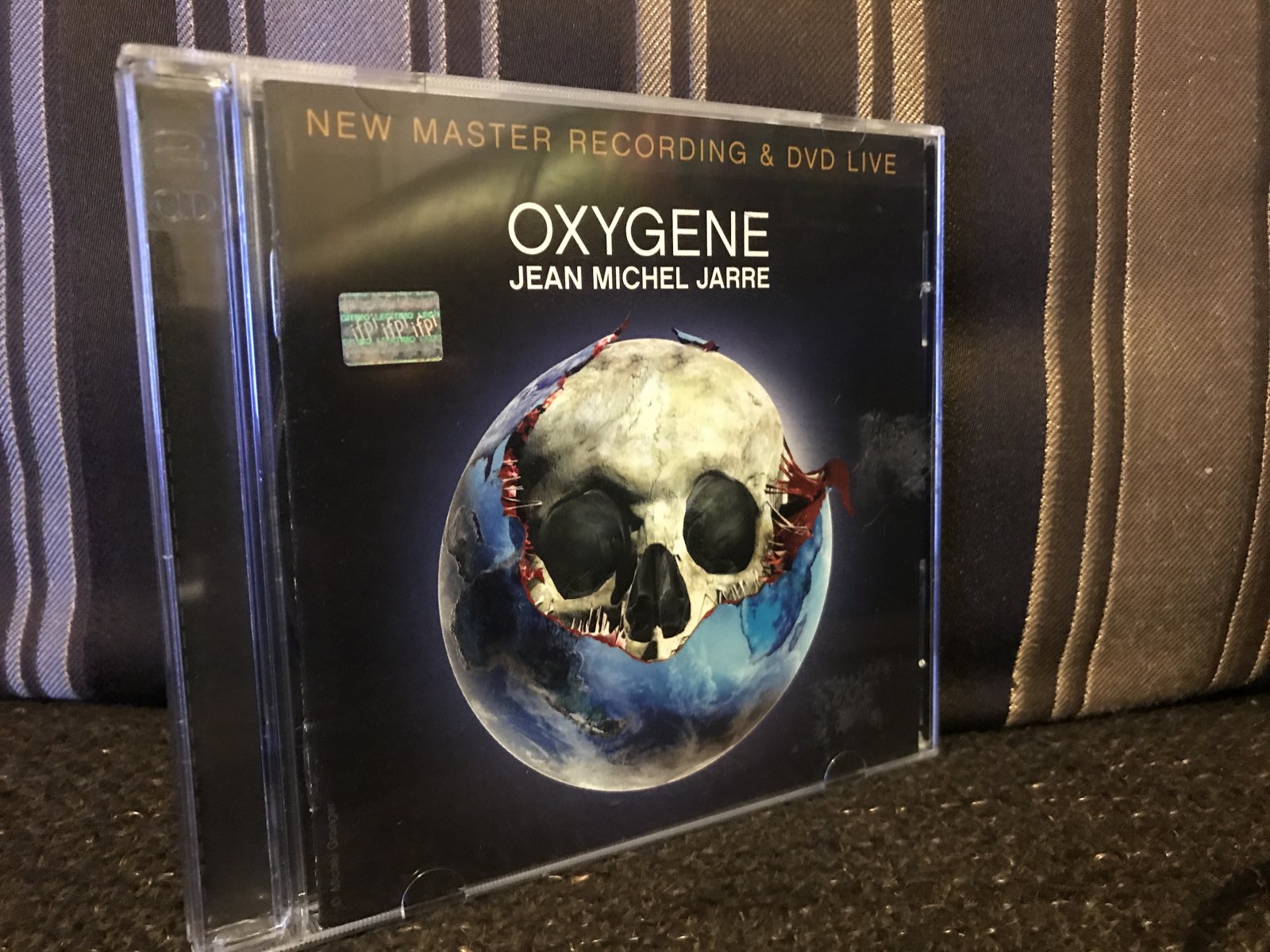Jean Michel Jarre -oxygen - Vinyl, CD, and Blu-ray - StereoNET