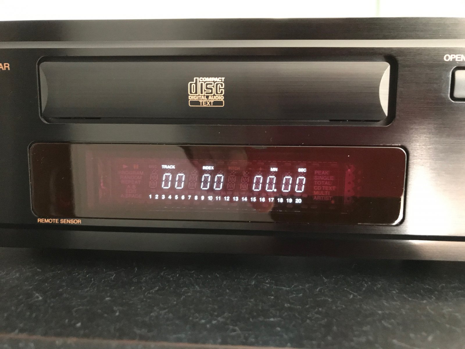 SOLD: FS: Denon DCD-755AR CDP - Stereo, Home Cinema, Headphones Components - StereoNET