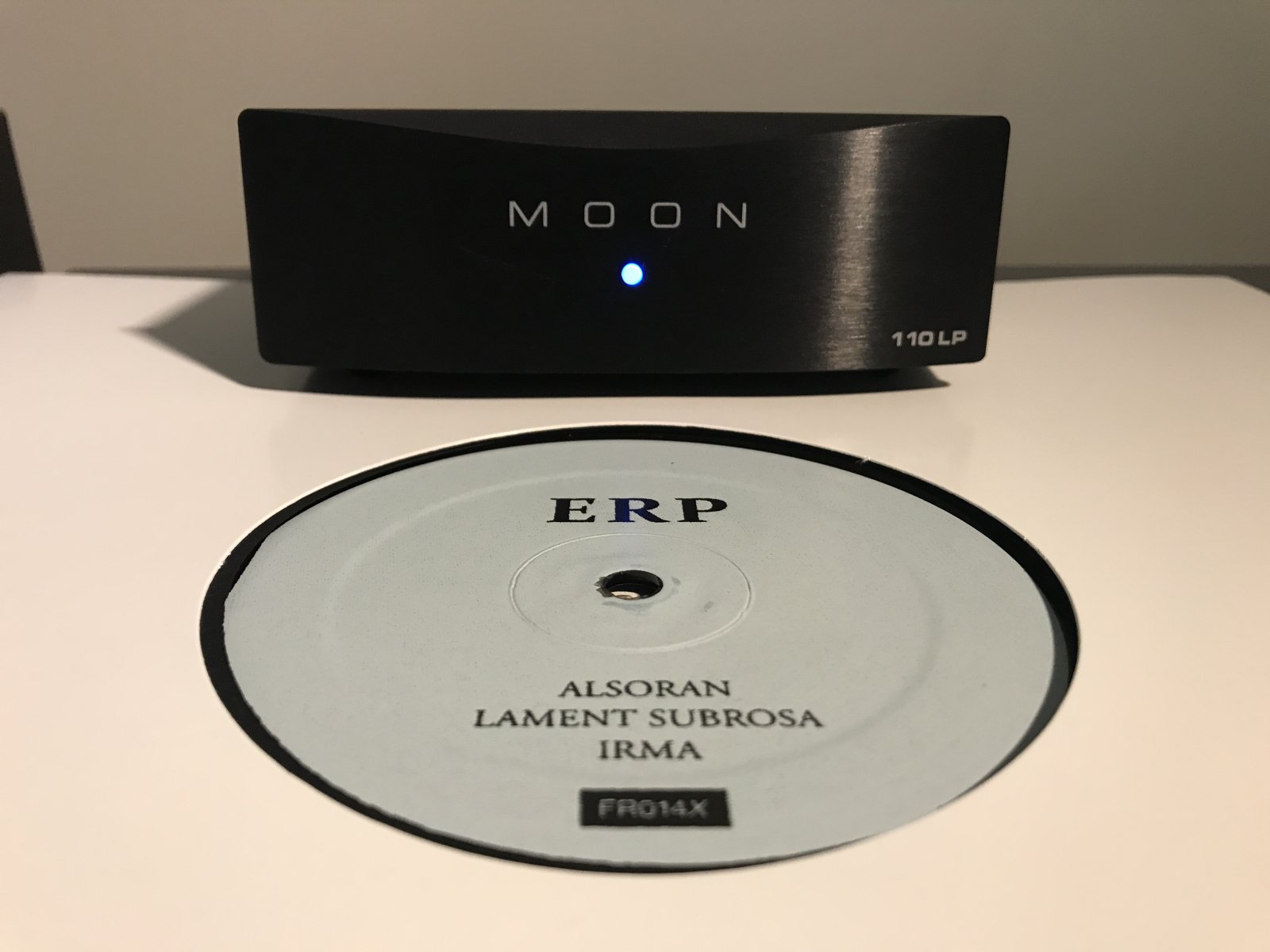 Simaudio Moon 110LP v2 - Stereo, Home Cinema, Headphones Components ...