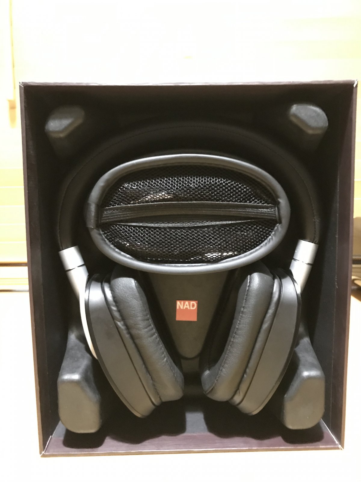 SOLD: FS NAD Viso HP50 Headphones Sold Pending |﻿ Stereo, Home Cinema ...
