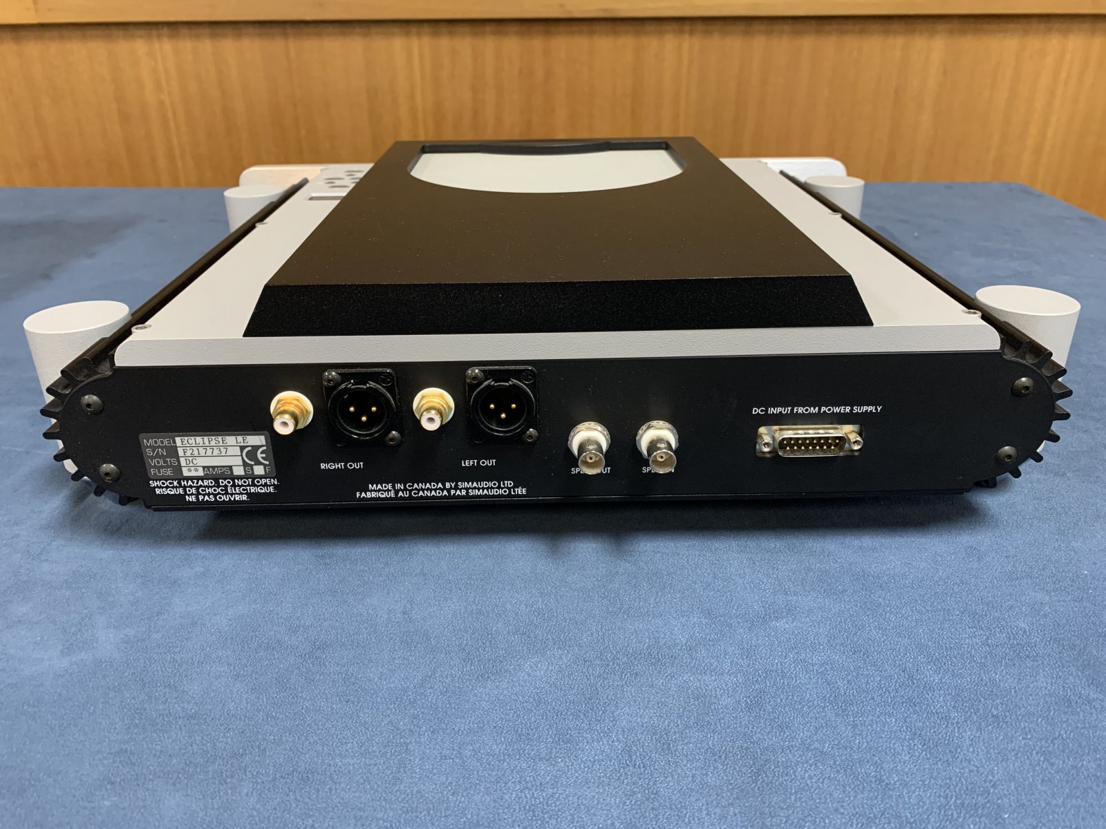 EOI: Simaudio Moon Eclipse Limited Edition CD Player/DAC - Stereo, Home ...