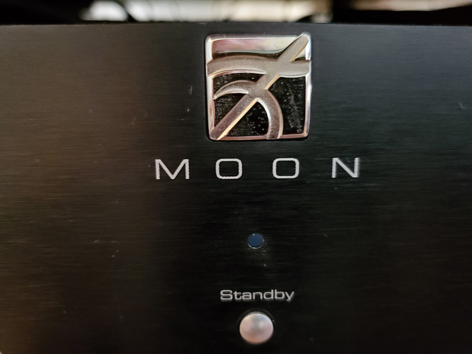 FS: Simaudio Moon 220i Integrated Amplifier - Stereo, Home Cinema ...